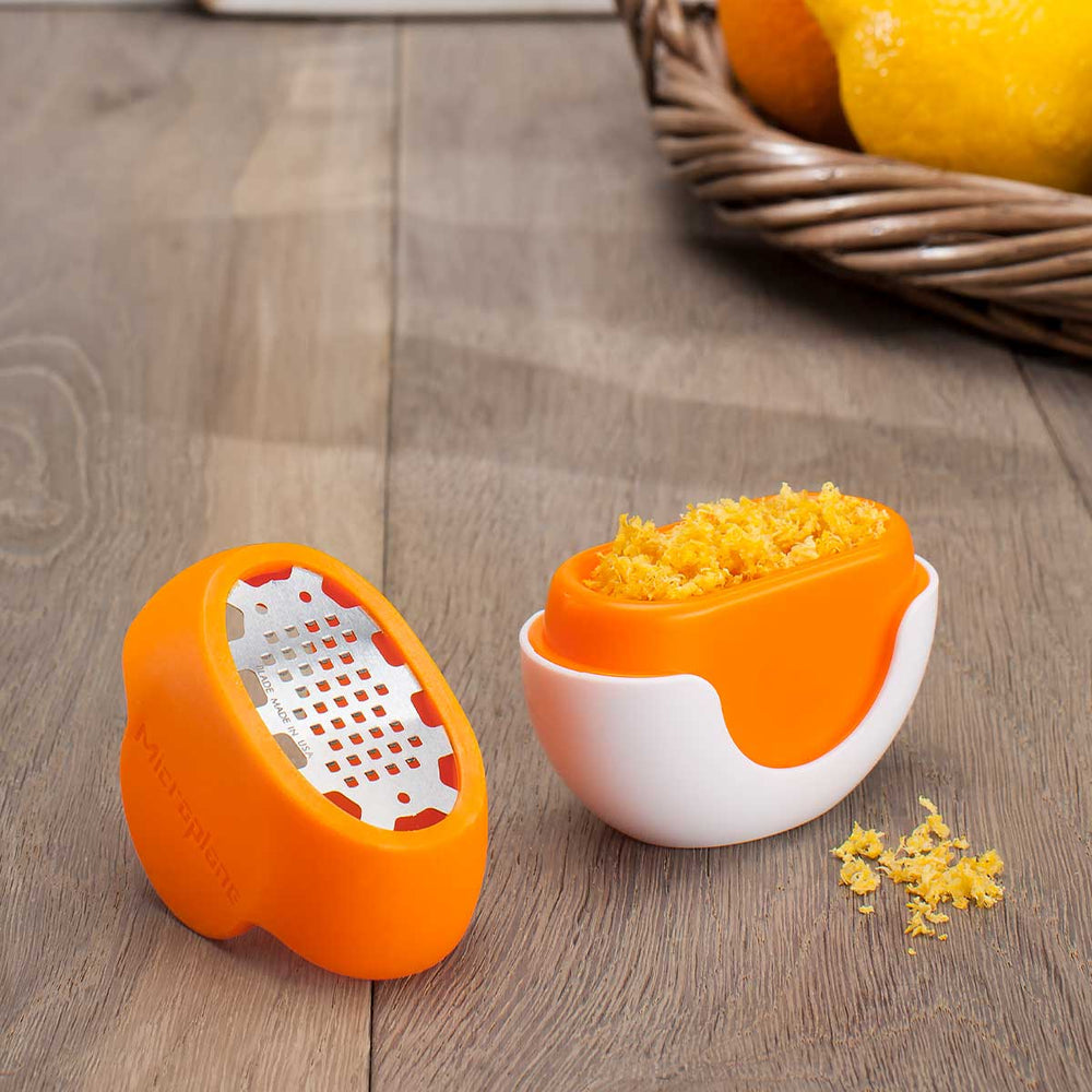 Flexi Zesti™: Ultra-Sharp Citrus Zester | Microplane