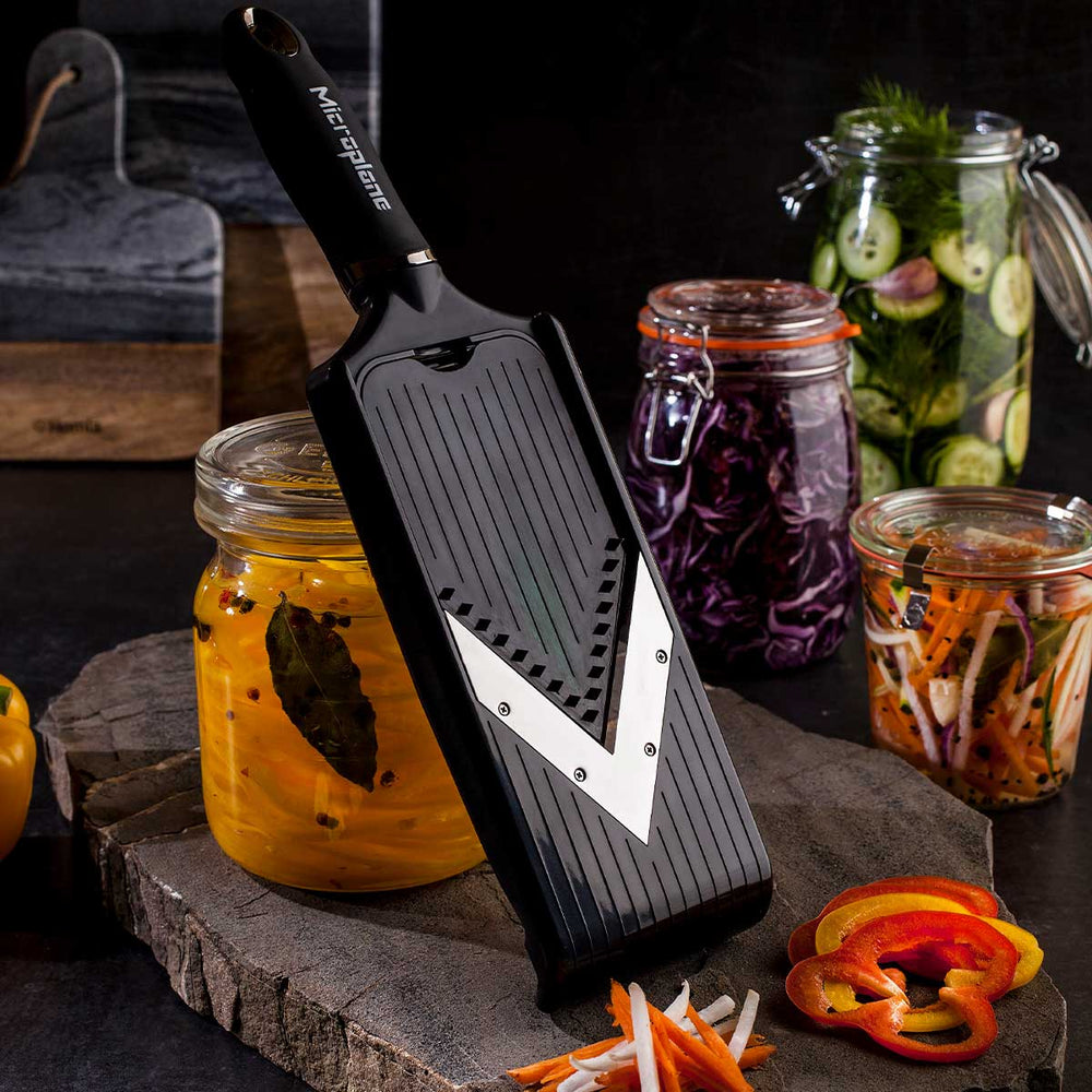Adjustable V-Blade Mandoline Vegetable Slicer | Microplane.com