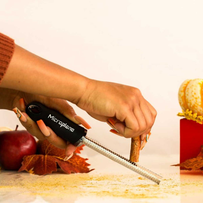 Microplane Premium Spice Grater – Ultra-Sharp Stainless Steel ...