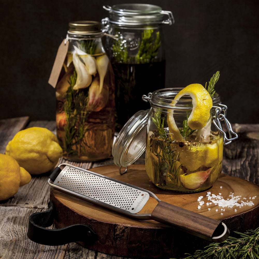 Best Lemon Zesters & Citrus Tools | Microplane Official