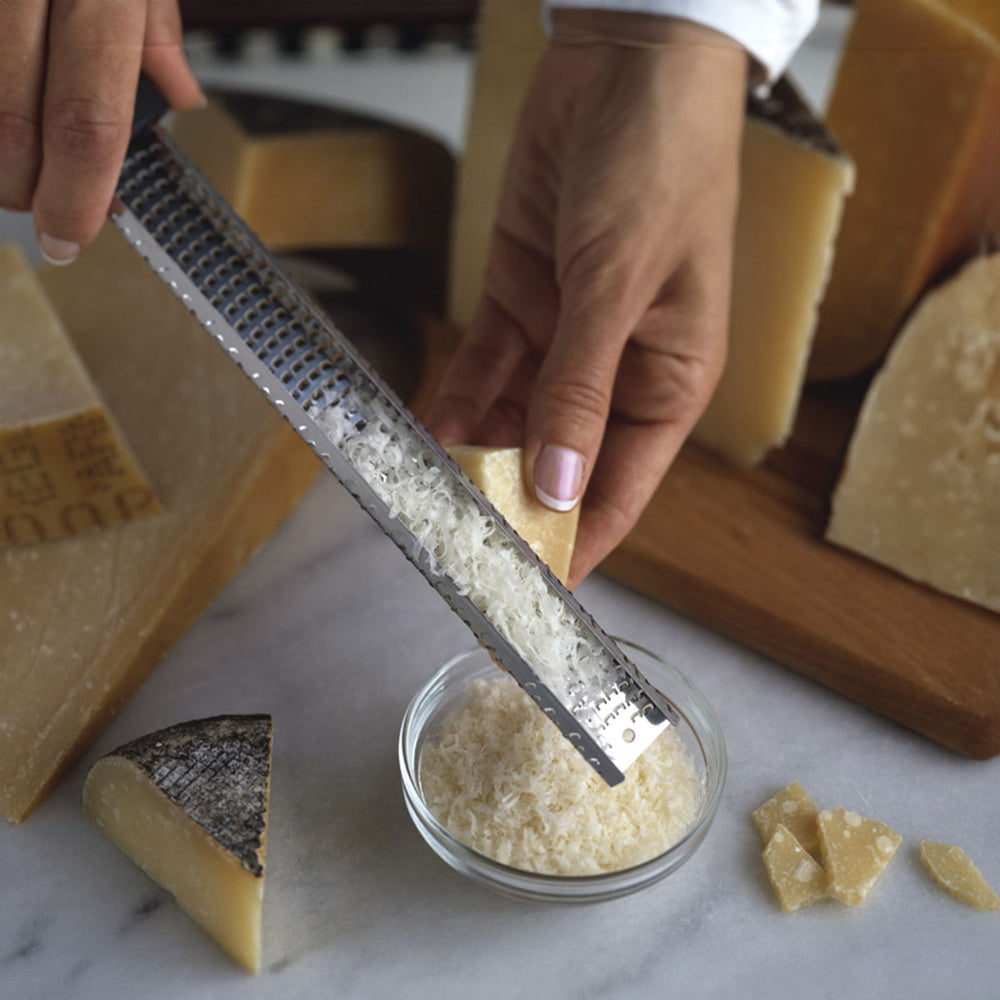 Microplane Classic Black Zester Grater Twin Pack | Surgical-Grade ...